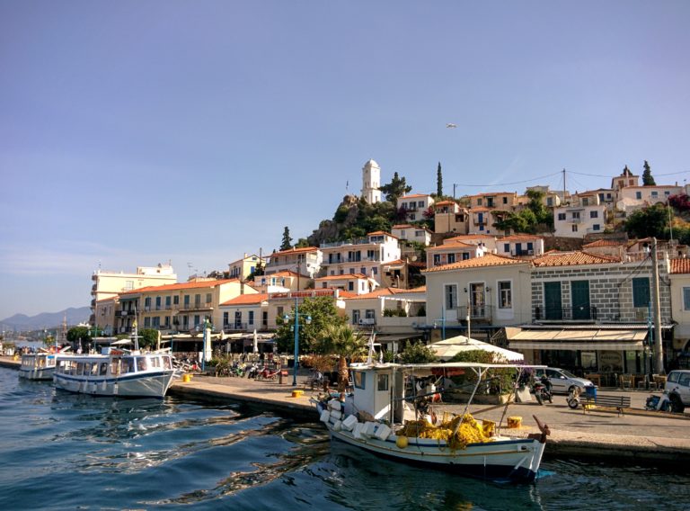 poros cosa vedere, come arrivare e dove mangiare